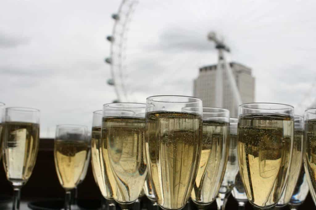 Bar Services – Viscount Cruises