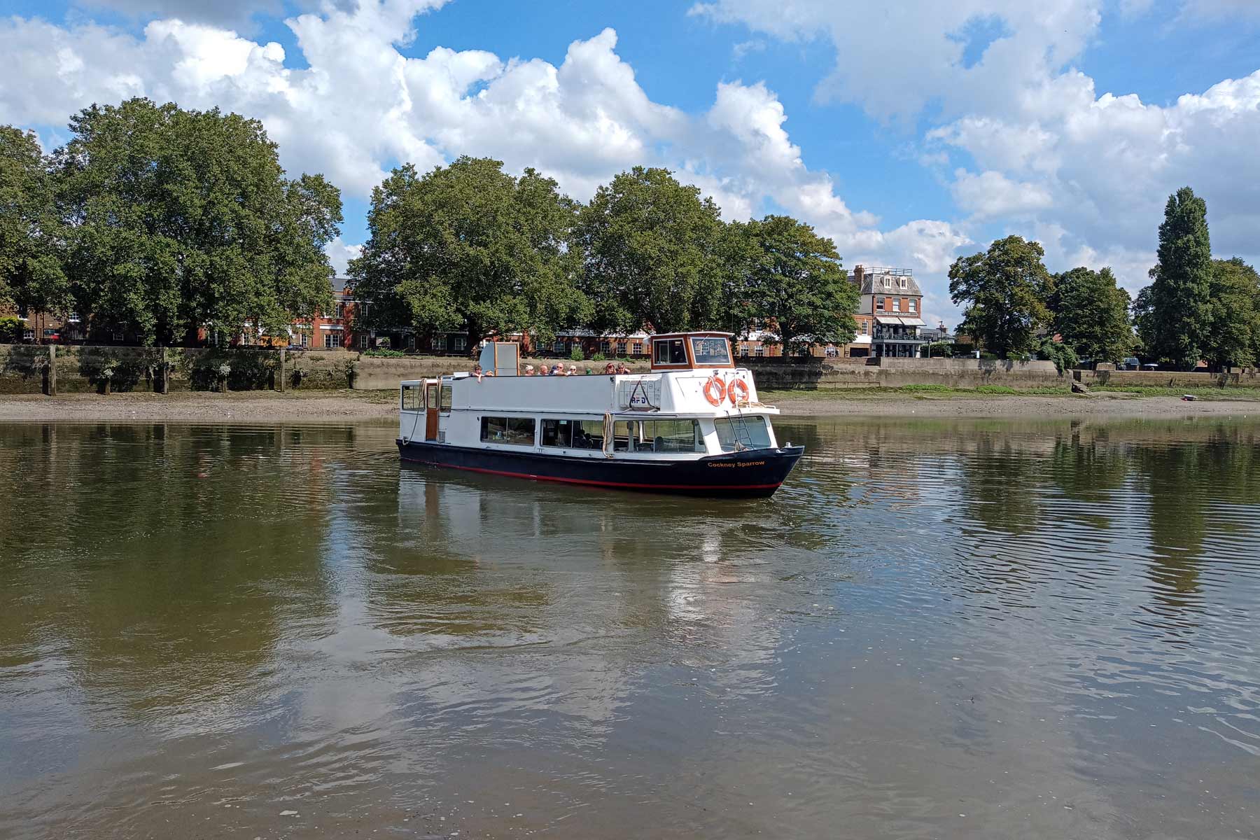 Kew Pier Charters & Cruises with Thames River Boats